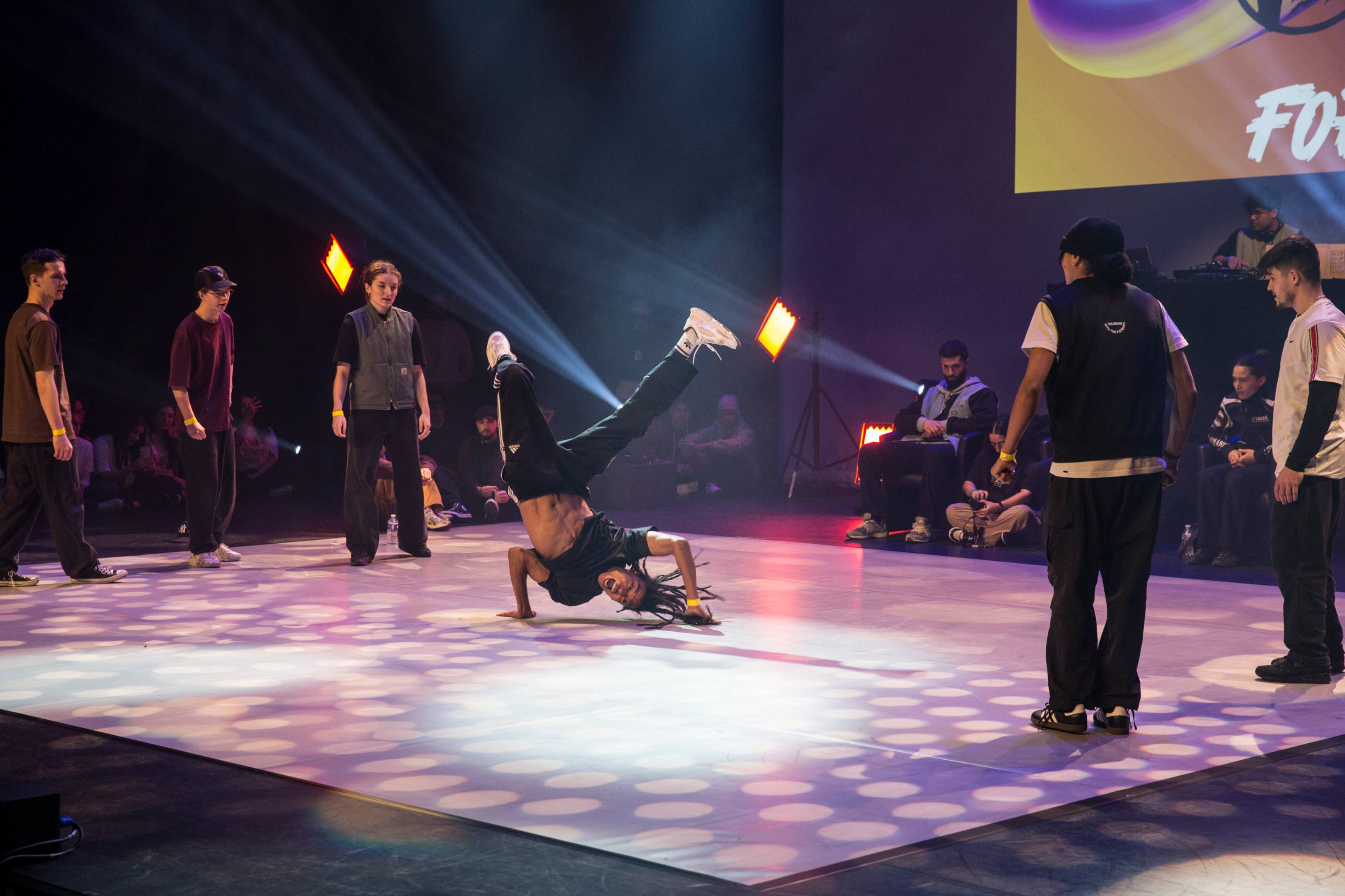 [Hip-Hop Never Stop Festival] BATTLE – Soirée de clôture > L’heure bleue